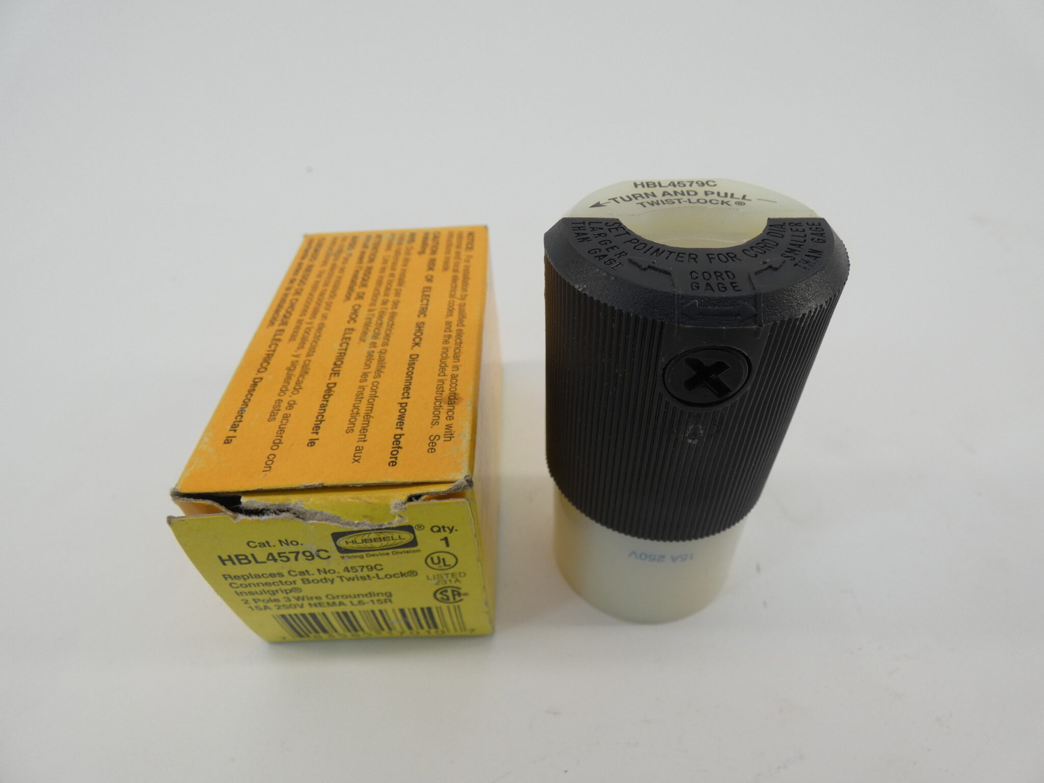 Hubbell HBL4579C Twist-Lock Connector Body Insulgrip 2P 3W 15A 250V ...