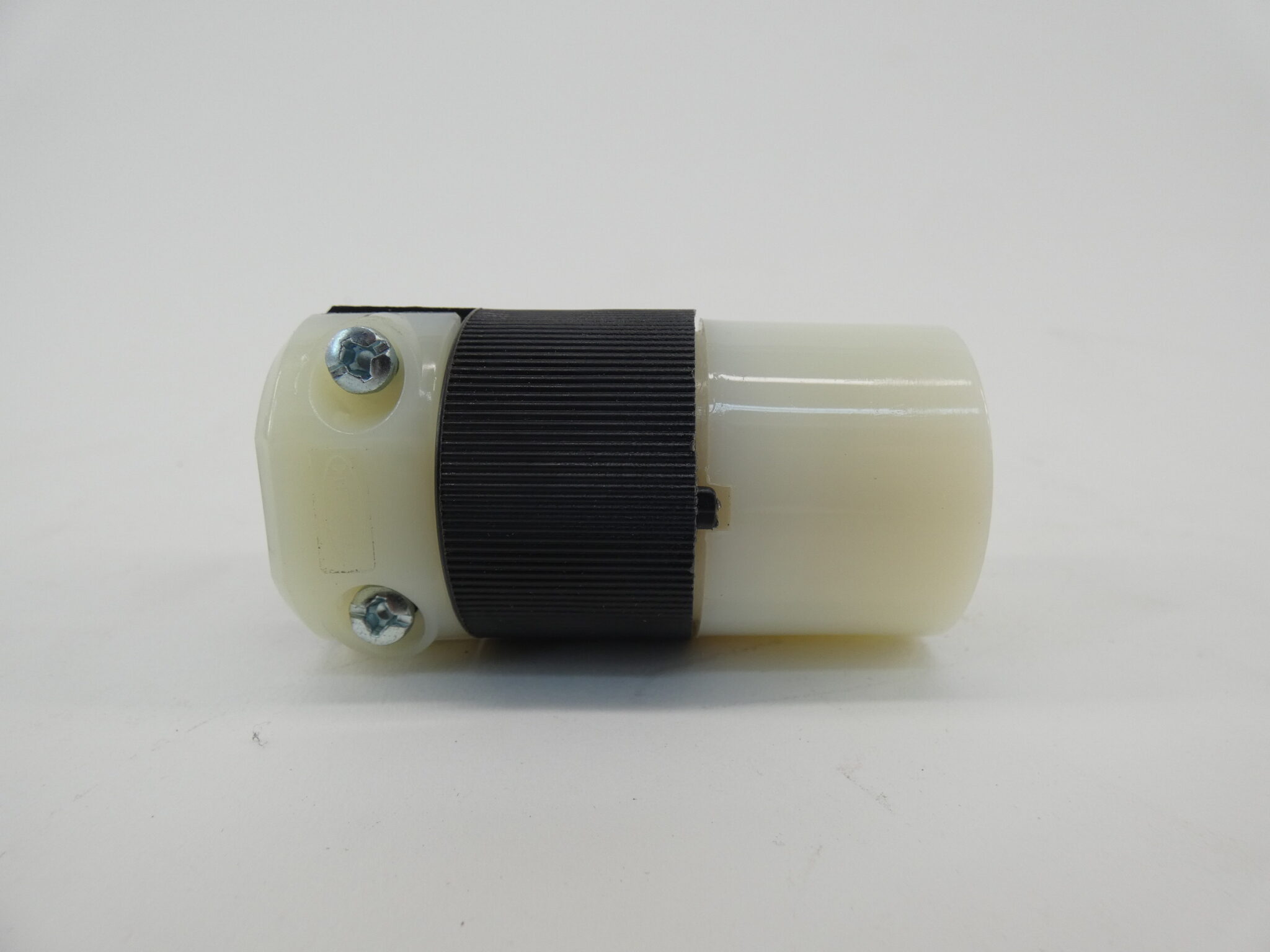 Hubbell HBL4579C Twist-Lock Connector Body Insulgrip 2P 3W 15A 250V ...