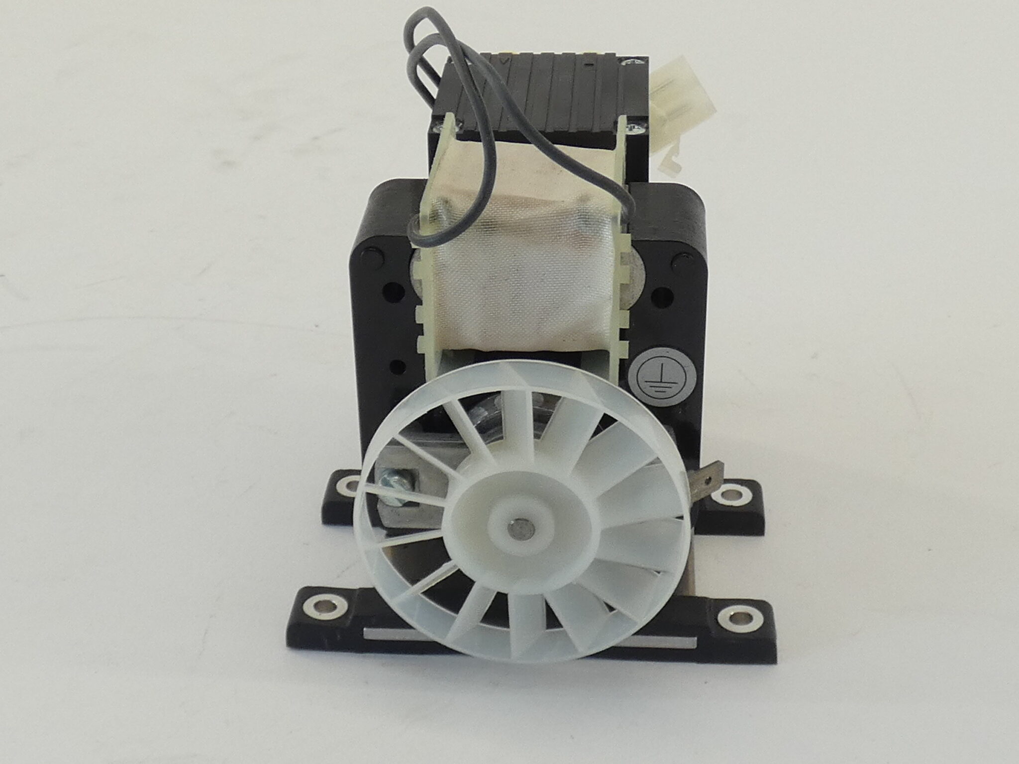 KNF PM021558-86 Diaphragm Gas Pump 230V 50Hz 0.65A – GPM Surplus
