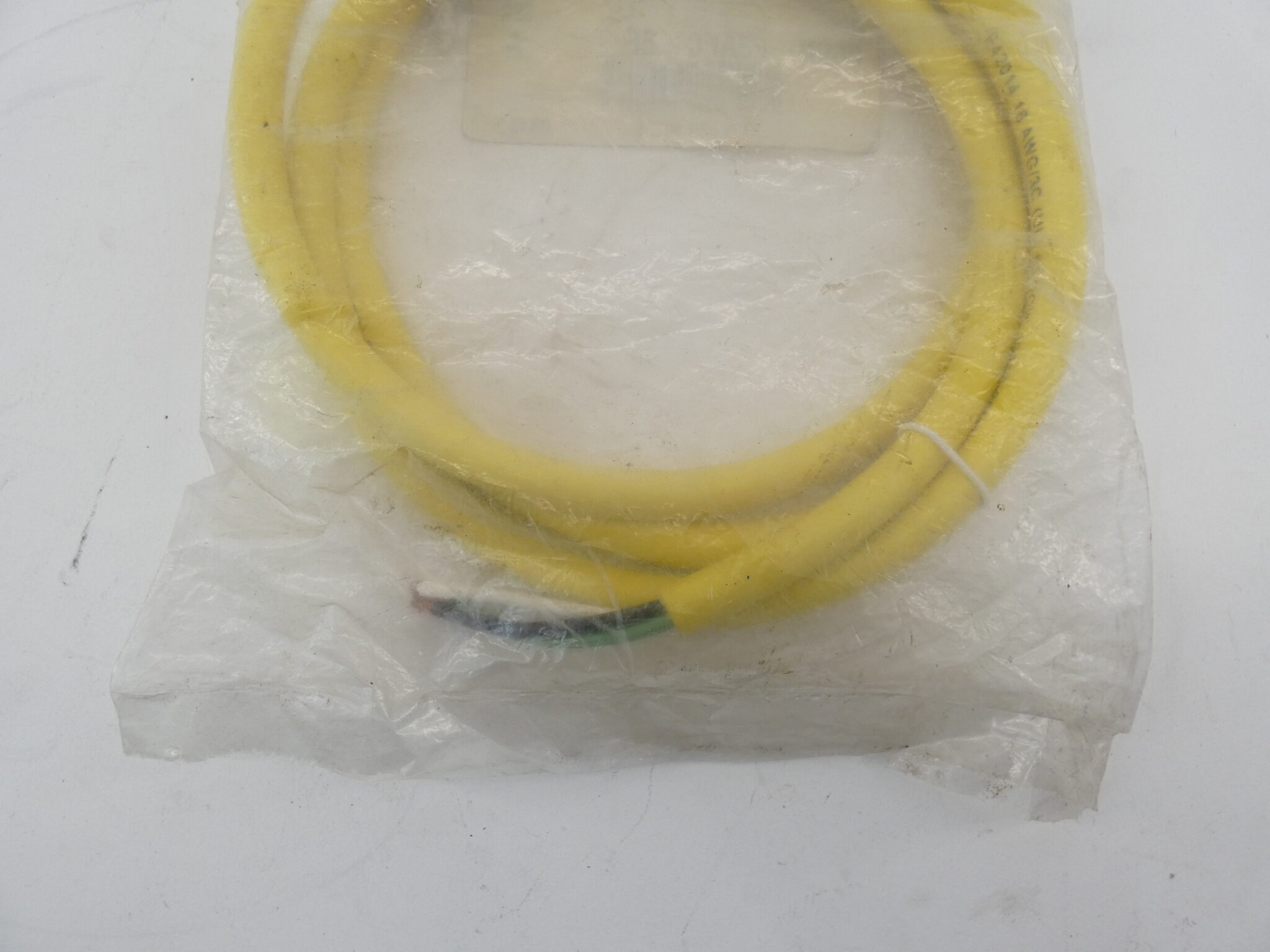 Allen-Bradley 889N-F3AFC-6F 3-Pin Mini Straight QD 6FT Cordset Cable ...