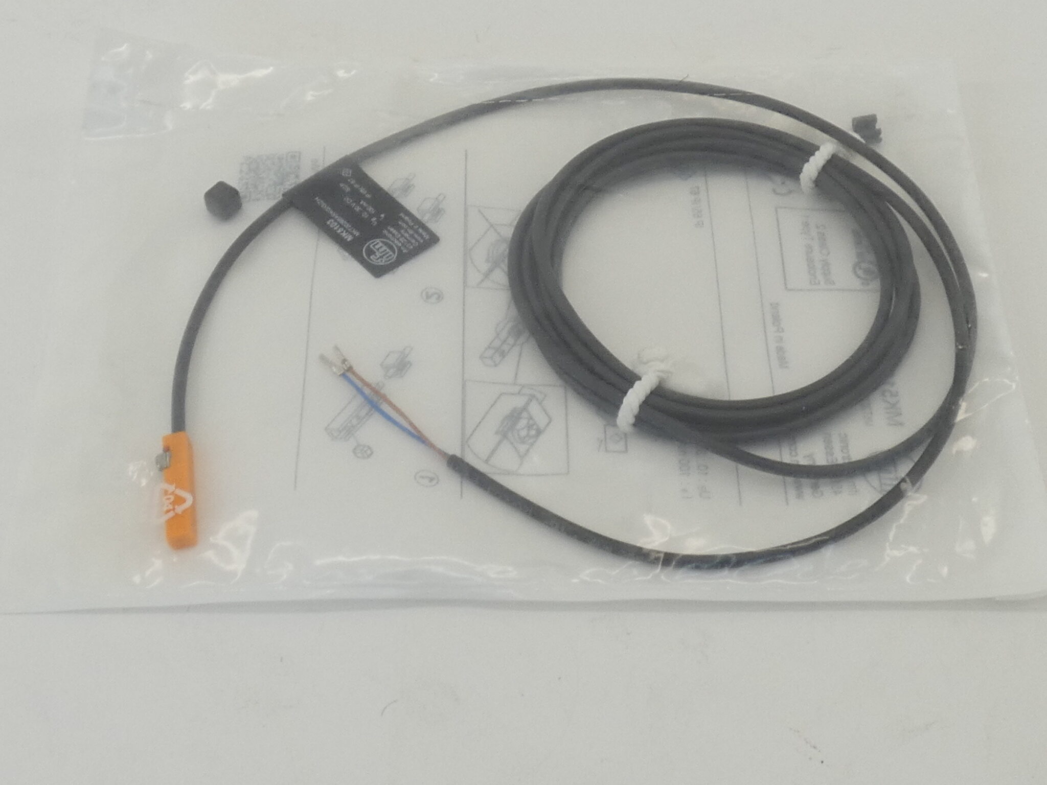 IFM Electronic MK5103 T-Slot Cylinder Sensor 10-30VDC – GPM Surplus