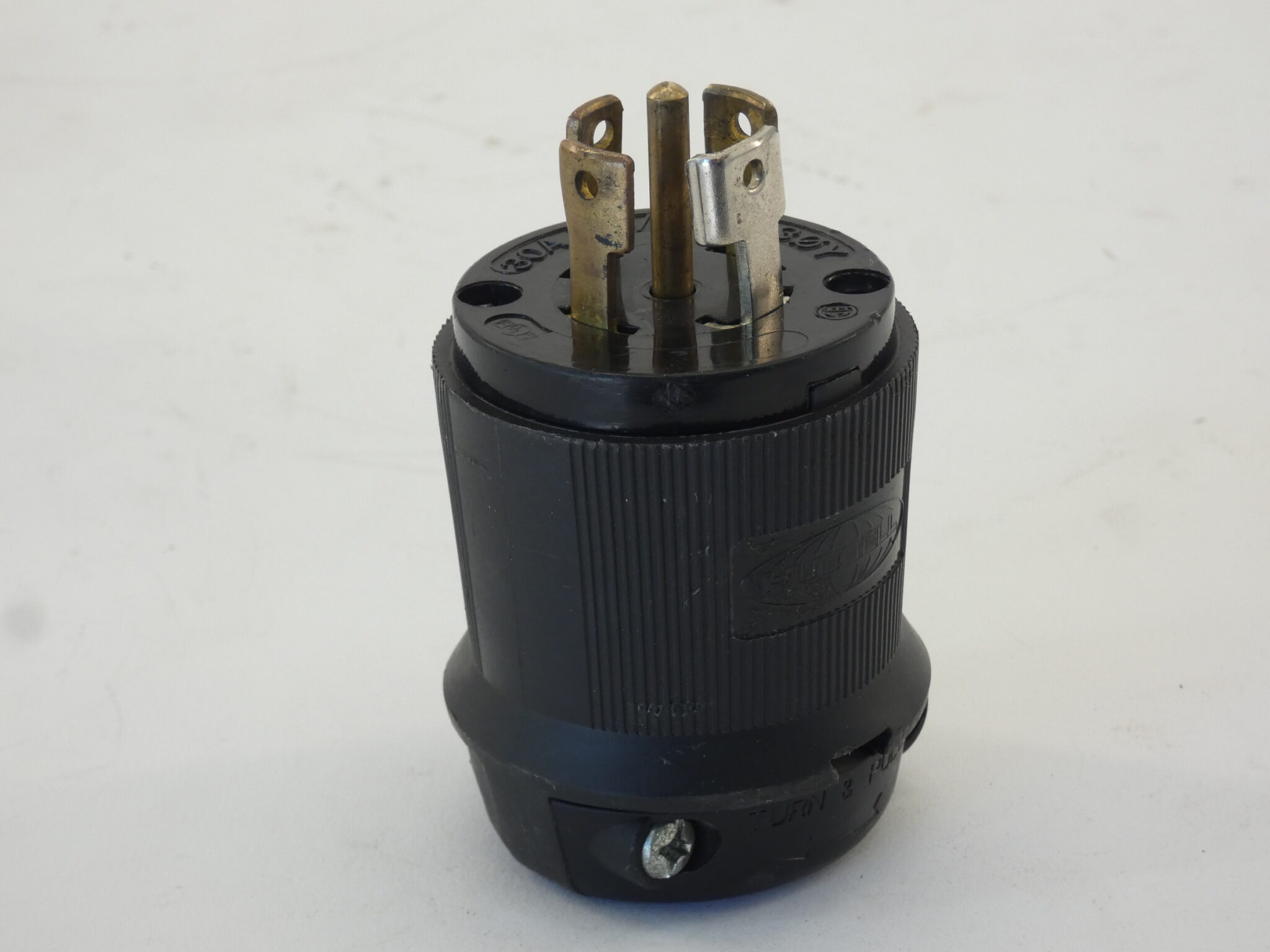 Hubbell HBL2811BK Plug W/ Hubbell HBL2813BK Connector 30A 120/208V ...