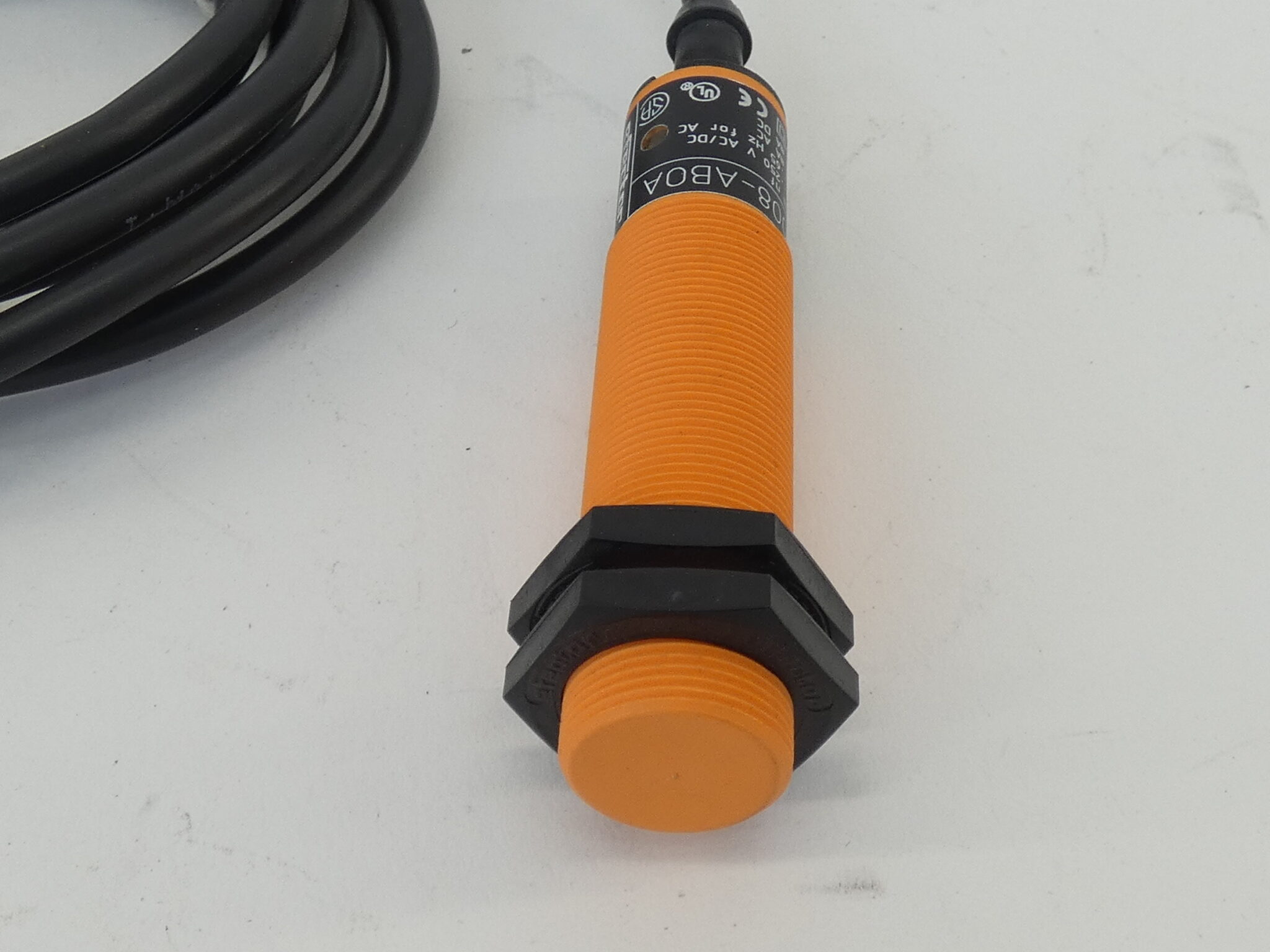 IFM IG0330 IG-2008-AB0A Inductive Proximity Sensor Efector 250VAC/DC ...