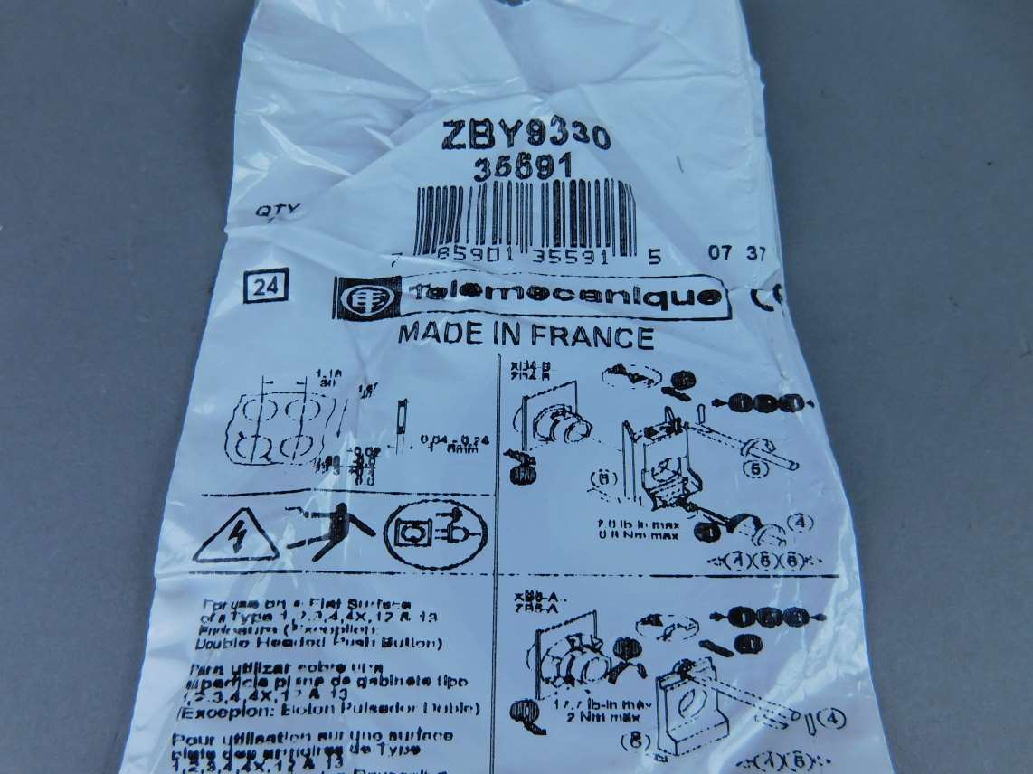 *Lot of 11* Telemecanique ZBY9330 Switch Legend Emergency Stop Plate ...