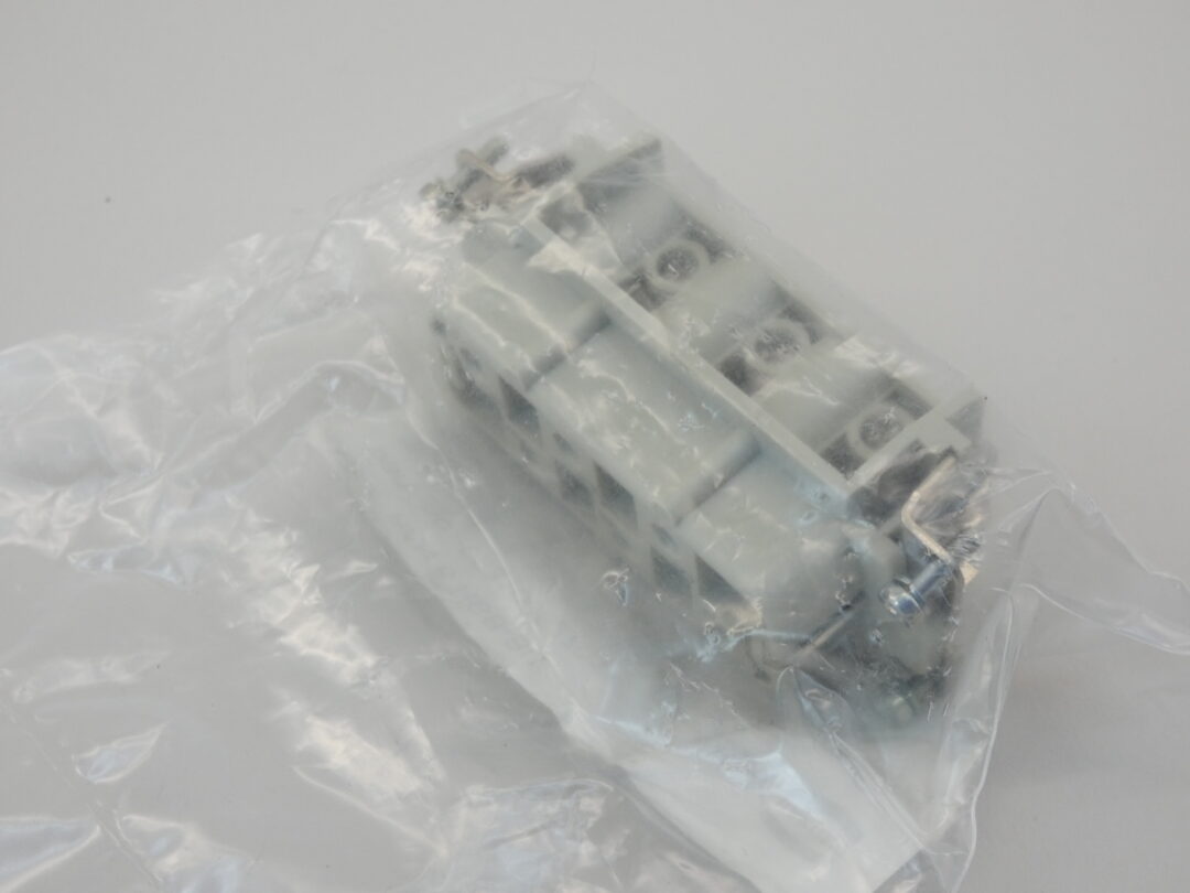 Harting 09310062701 6-Postition Han 6 HSB Female Insert – GPM Surplus