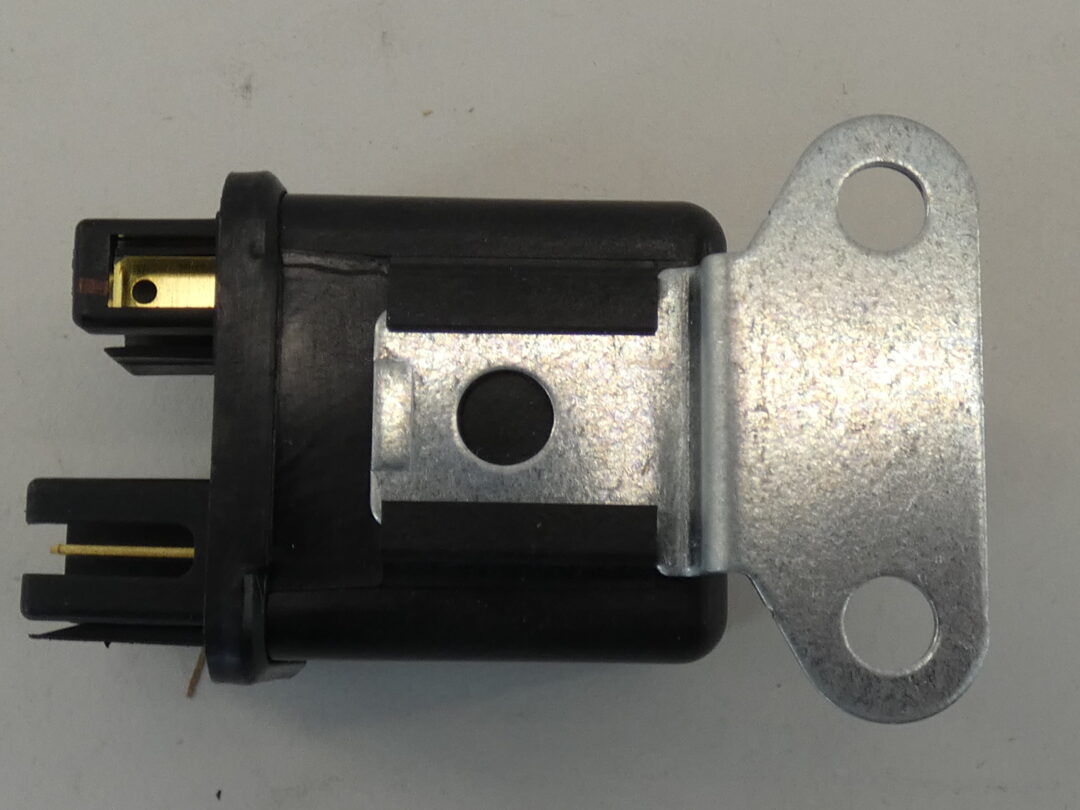 Isuzu 8-94248-1610 Glow Plug Relay, GM#94248161 – GPM Surplus