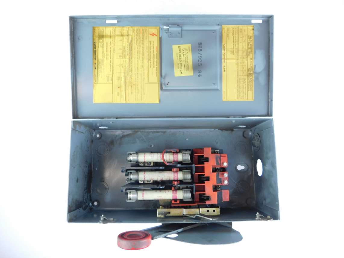 Cutler-Hammer DH361FGK Heavy Duty 30A Safety Switch – GPM Surplus