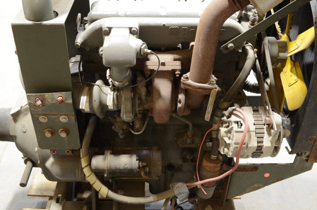 Perkins LJ33518 4 Cylinder Diesel Engine W/ Twin Disc SP111HP3 Clutch ...