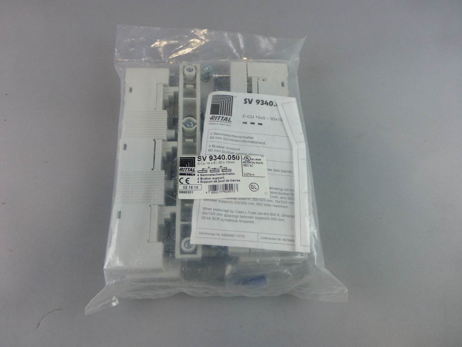 *Pack of 4* Rittal SV9340.050 Busbar Supports – GPM Surplus