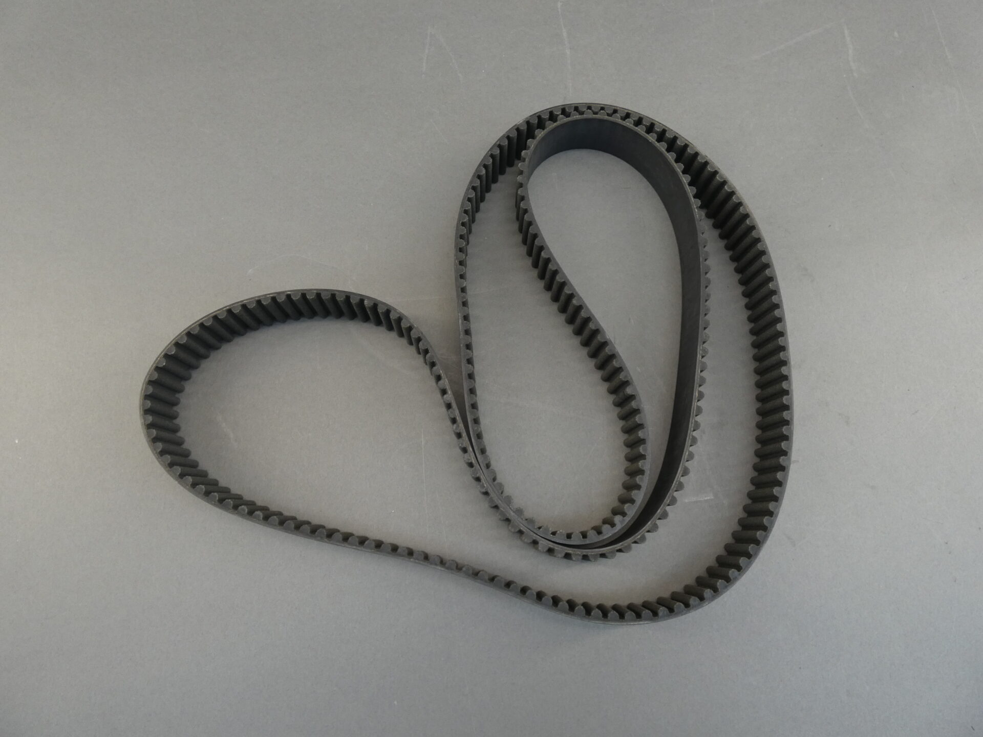 Gates PowerGrip HTD 1896-8M V-Belt – GPM Surplus