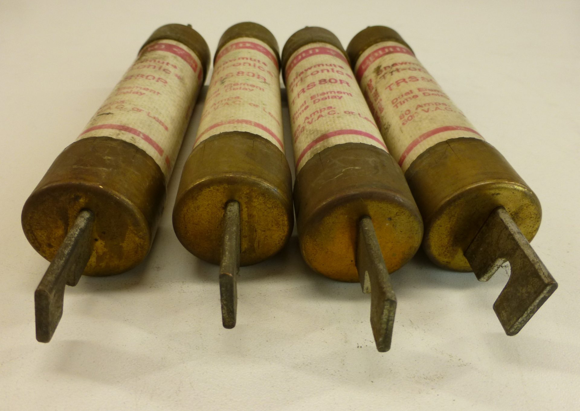 *Lot of 4* Gould Shawmut TRS80R Fuses, 80A, 600V – GPM Surplus