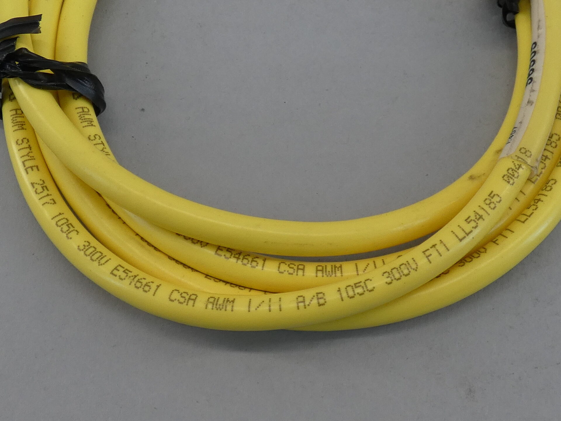 Banner Engineering DEE2R-84D Cable Assembly AWM Style 2517 105C 300V ...