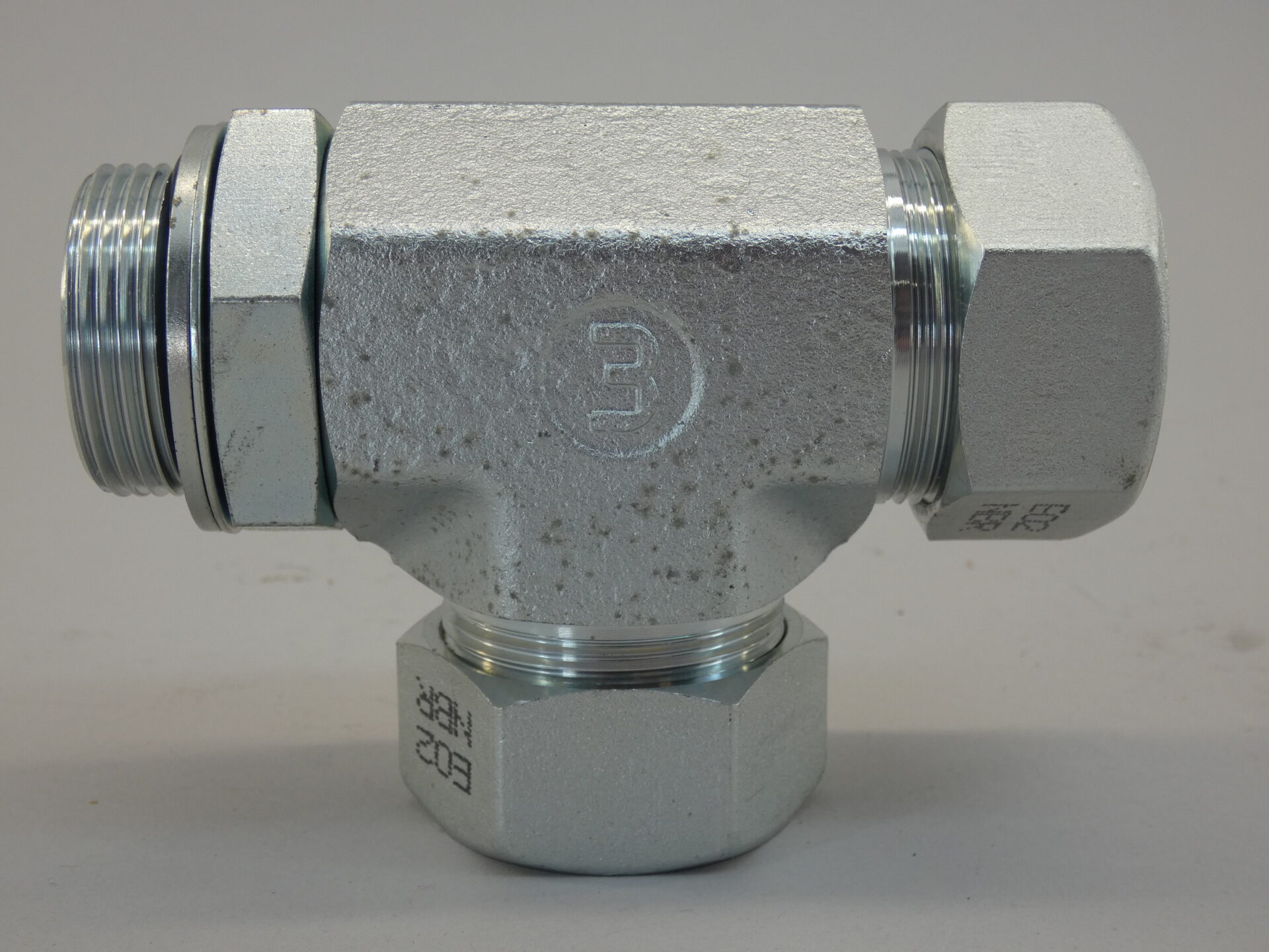 Parker Tee Fitting LEE35ZLRCF EO/EO-2 Adjustable – GPM Surplus