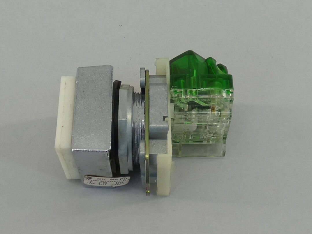 Square D 9001 KA-2 Push Button White Square Series J – GPM Surplus