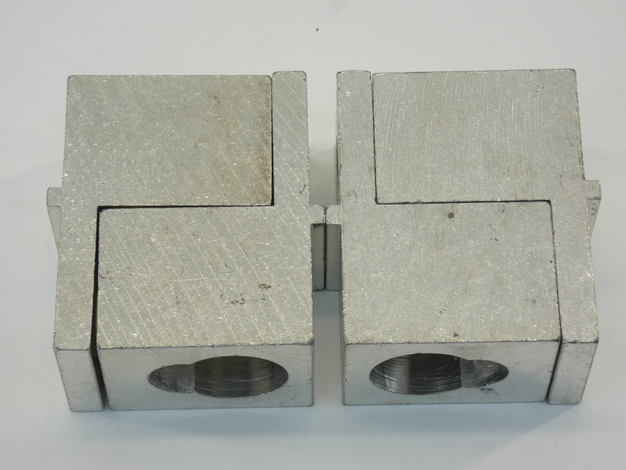 Mersen TL400 Lugs for Disconnect Switch 600V 400A Lug Kit – GPM Surplus
