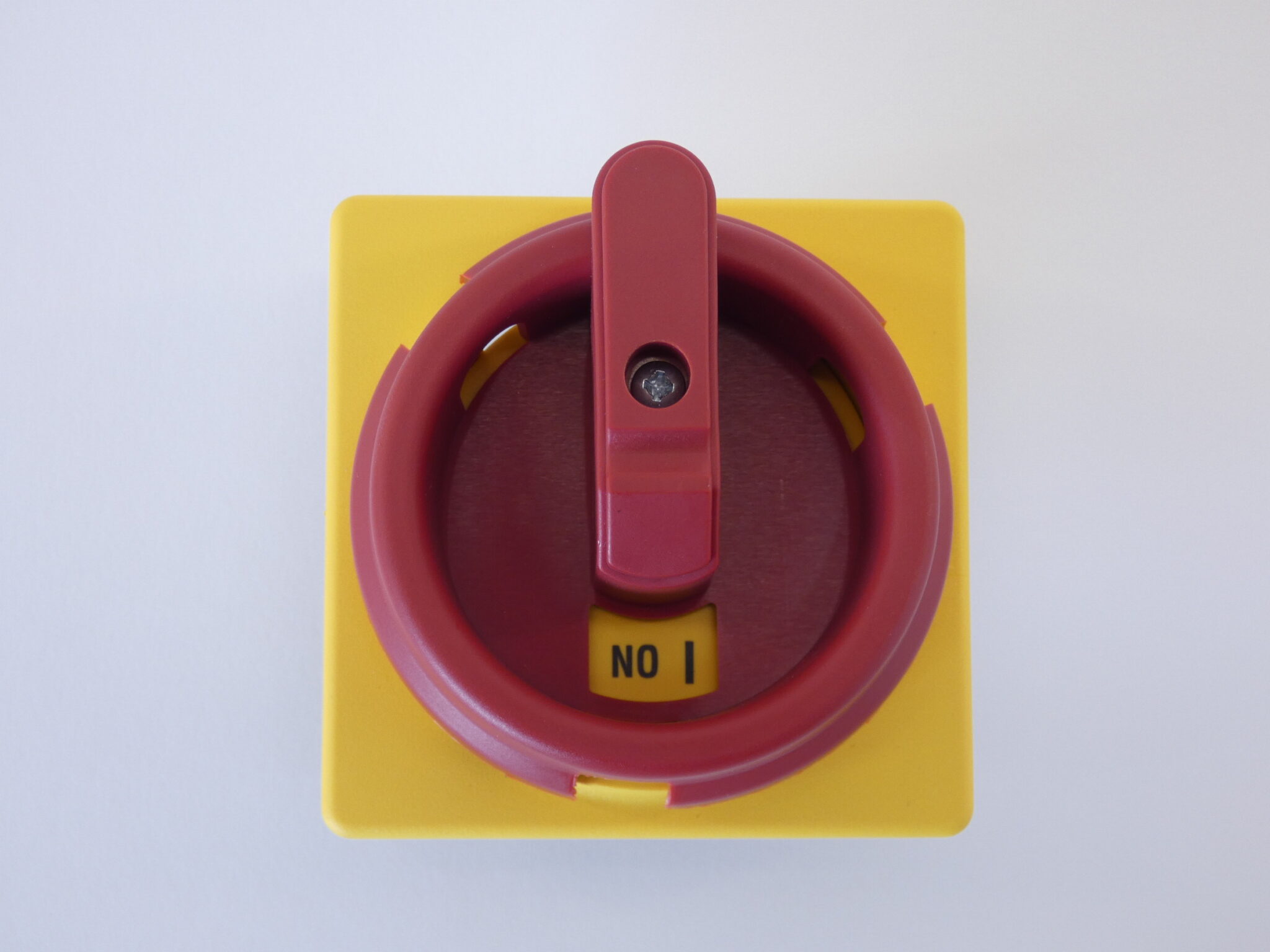 Red Yellow Selector Switch – GPM Surplus