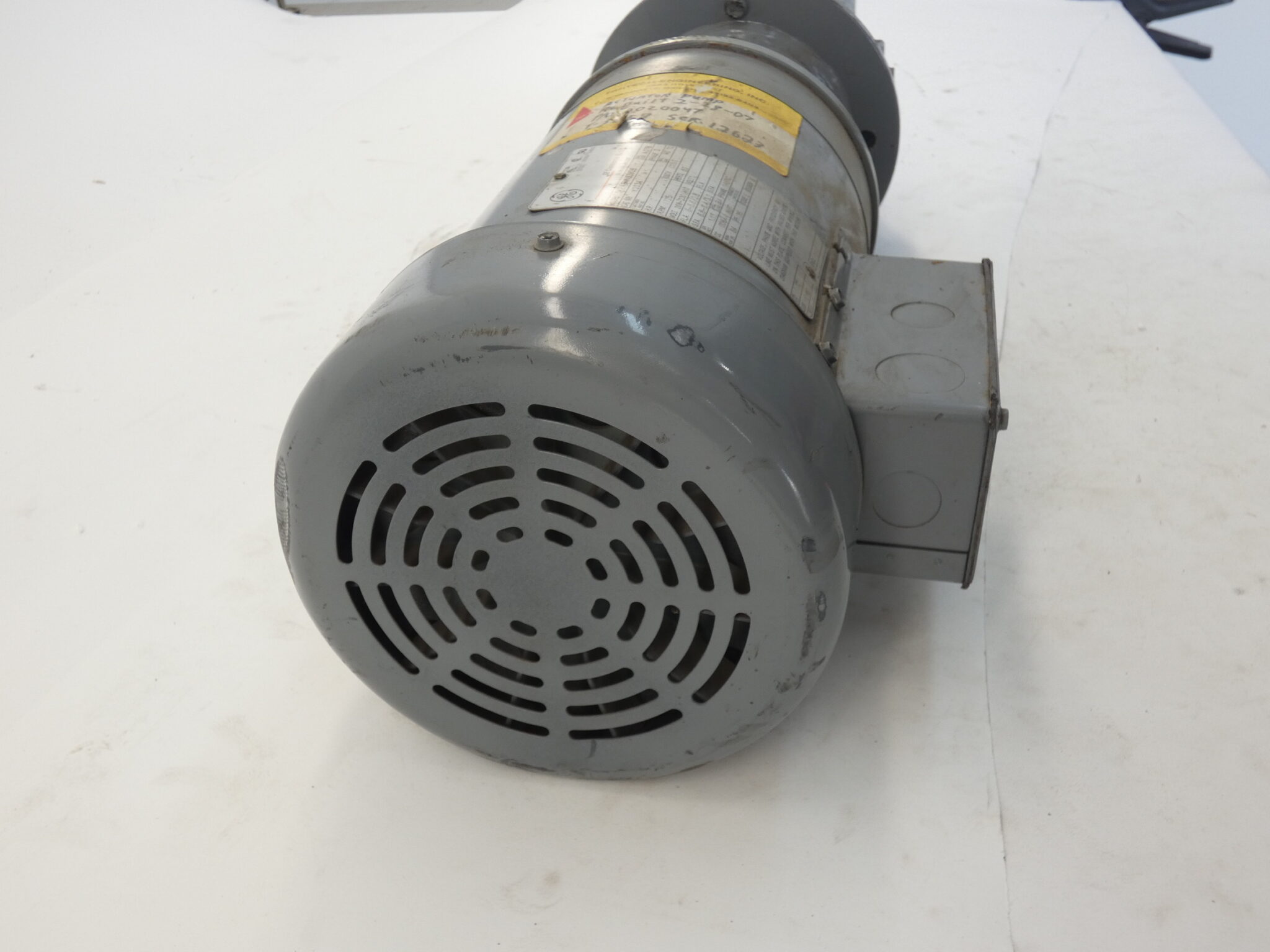2HP General Electric 5KE48WN8362B Motor W/ Vickers 25V14C 1D20 282 ...
