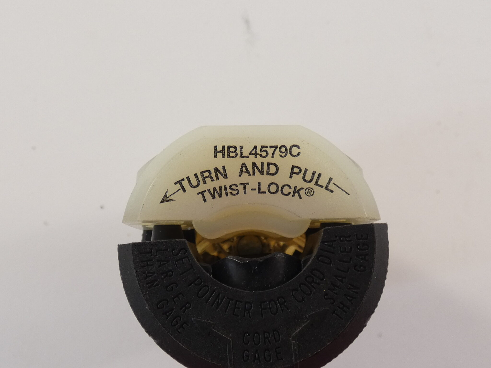 Hubbell HBL4579C Receptacle Connector, 15A 250V – GPM Surplus