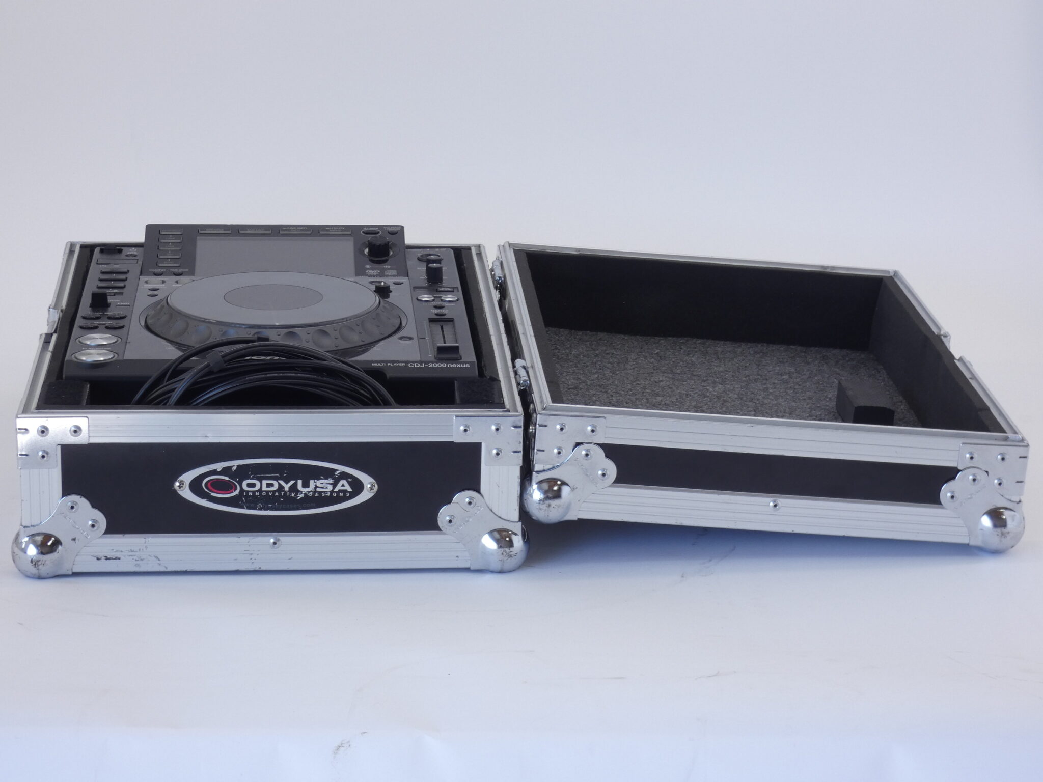 Pioneer CDJ-2000NXS Digital DJ, Turntable w/ Case, CDJ-2000nexus – GPM ...