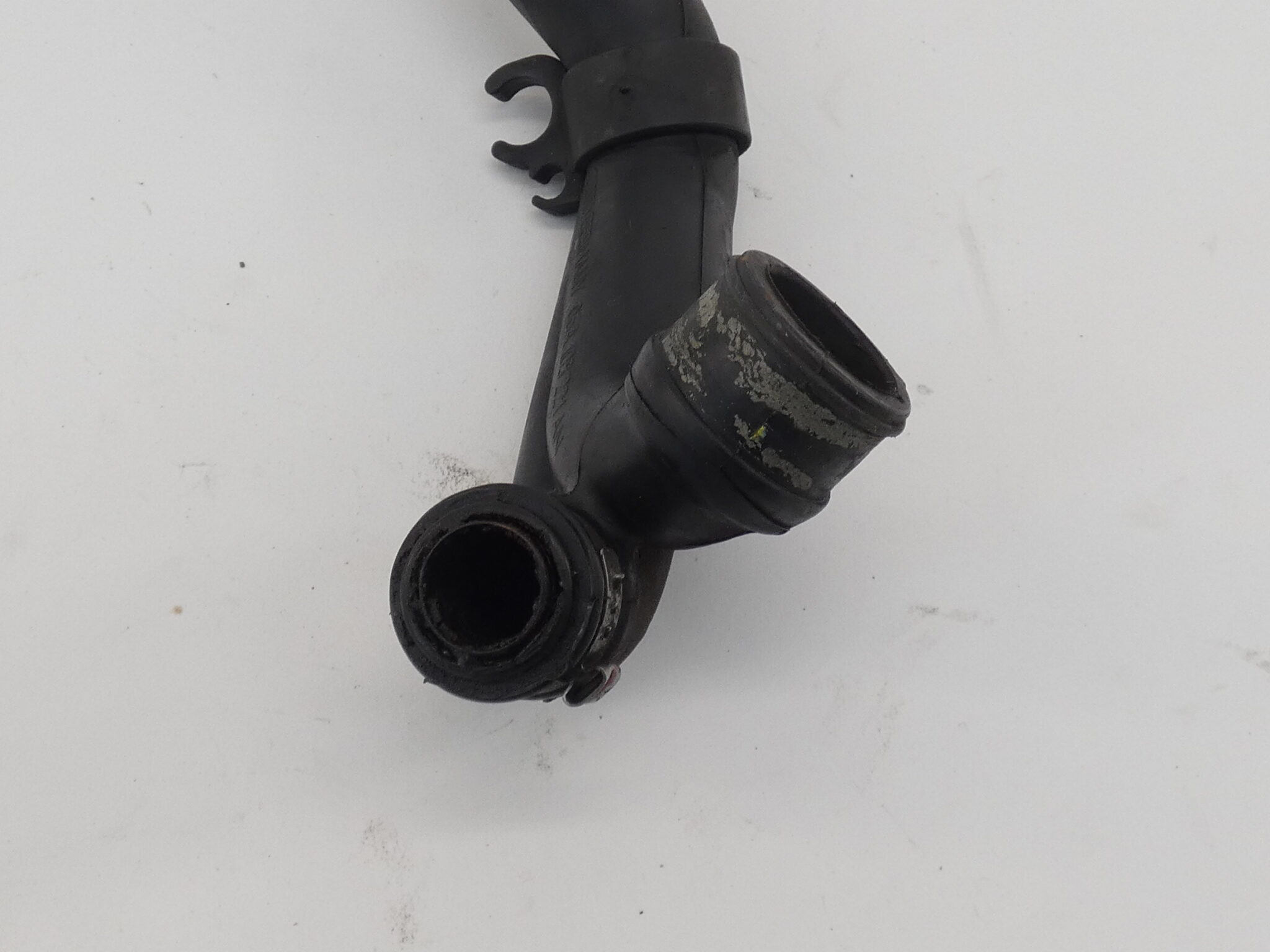 Audi Volkswagen 06A103221AN Crankcase Breather Hose – GPM Surplus