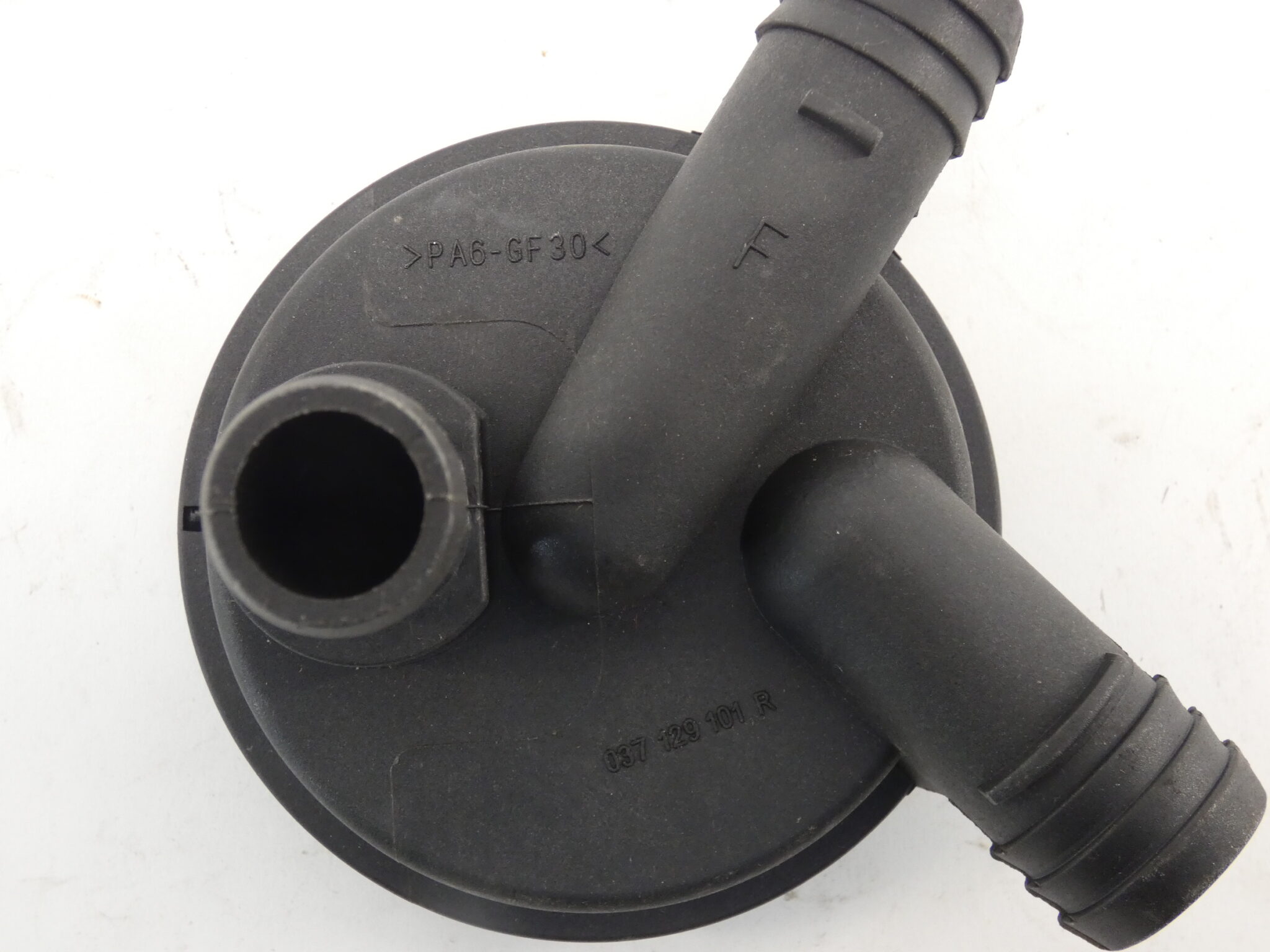 037129101R Engine Crankcase Vent Valve – GPM Surplus