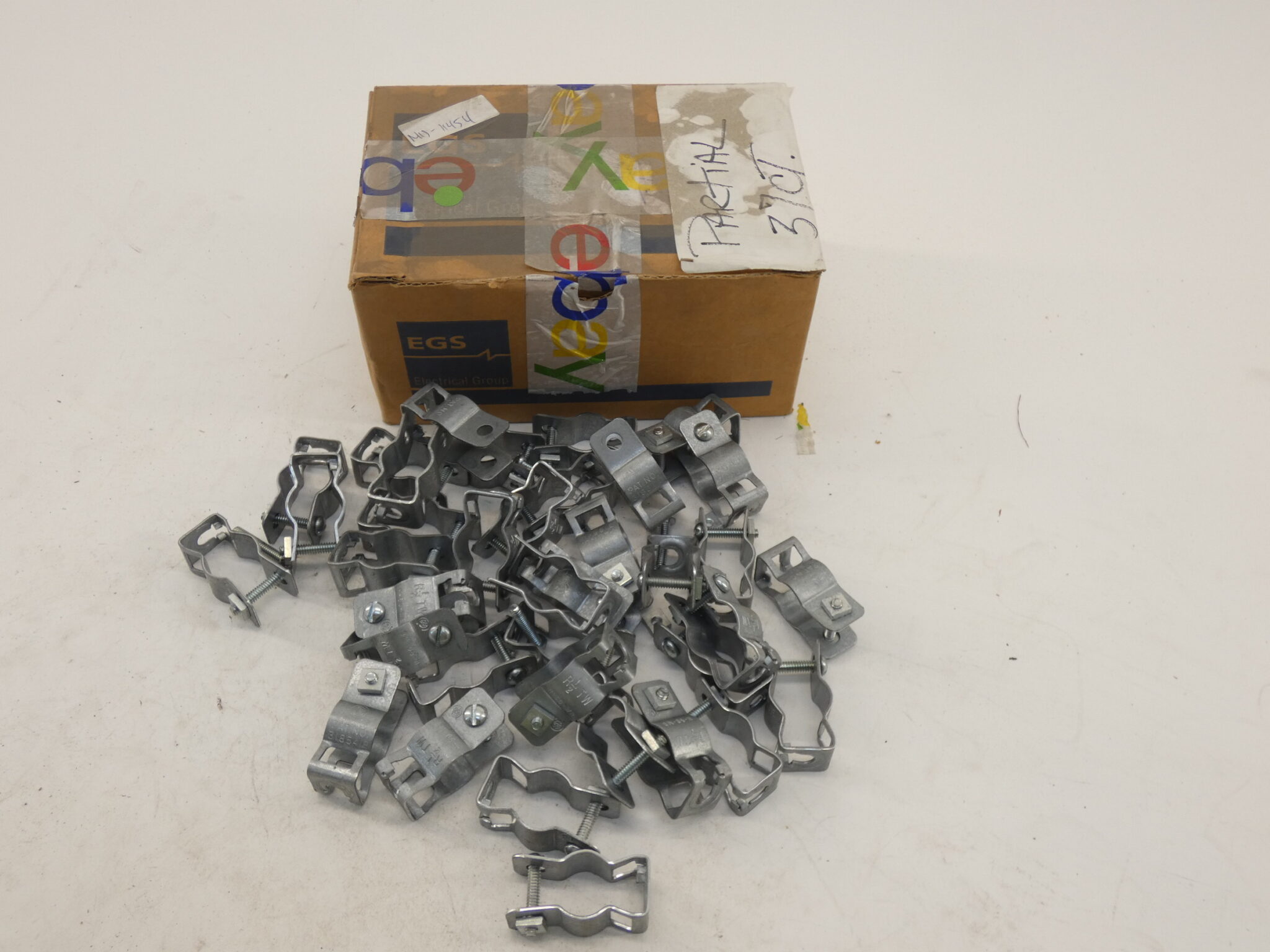 *Lot of 37* Appleton H-50WB Conduit Hanger with Bolt H-50-WB – GPM Surplus