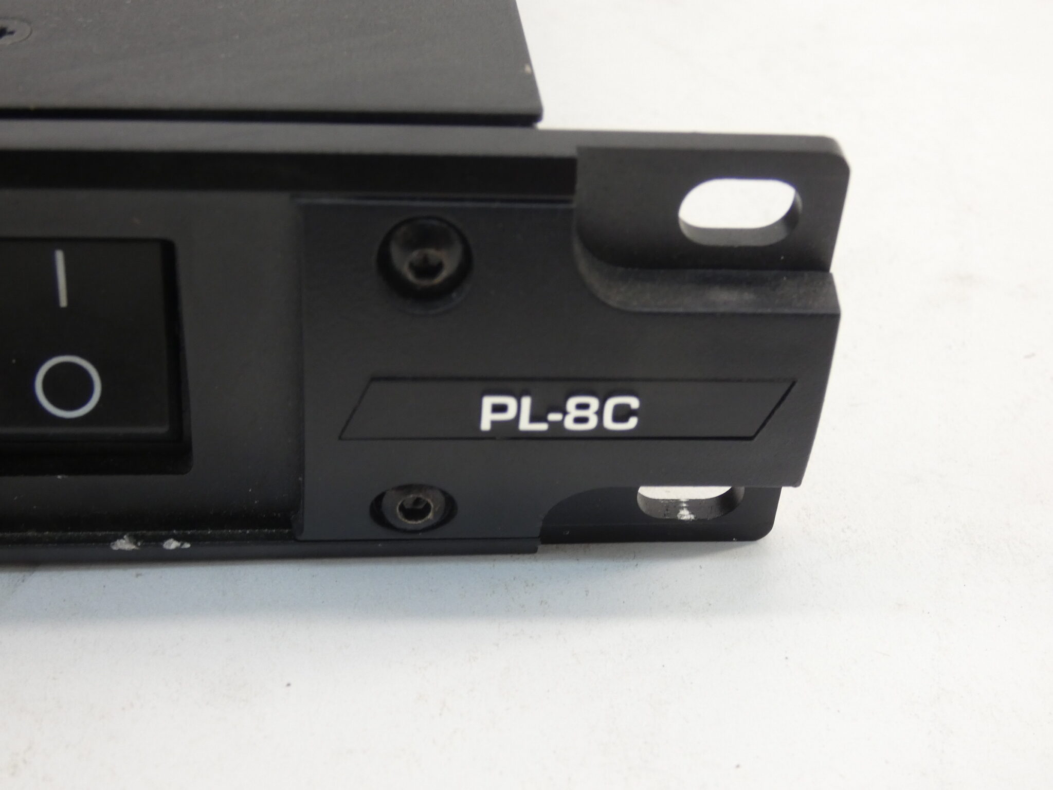 Furman PL-8C Power Level Conditioner 120VAC, 15A, 60HZ, 1800W – GPM Surplus