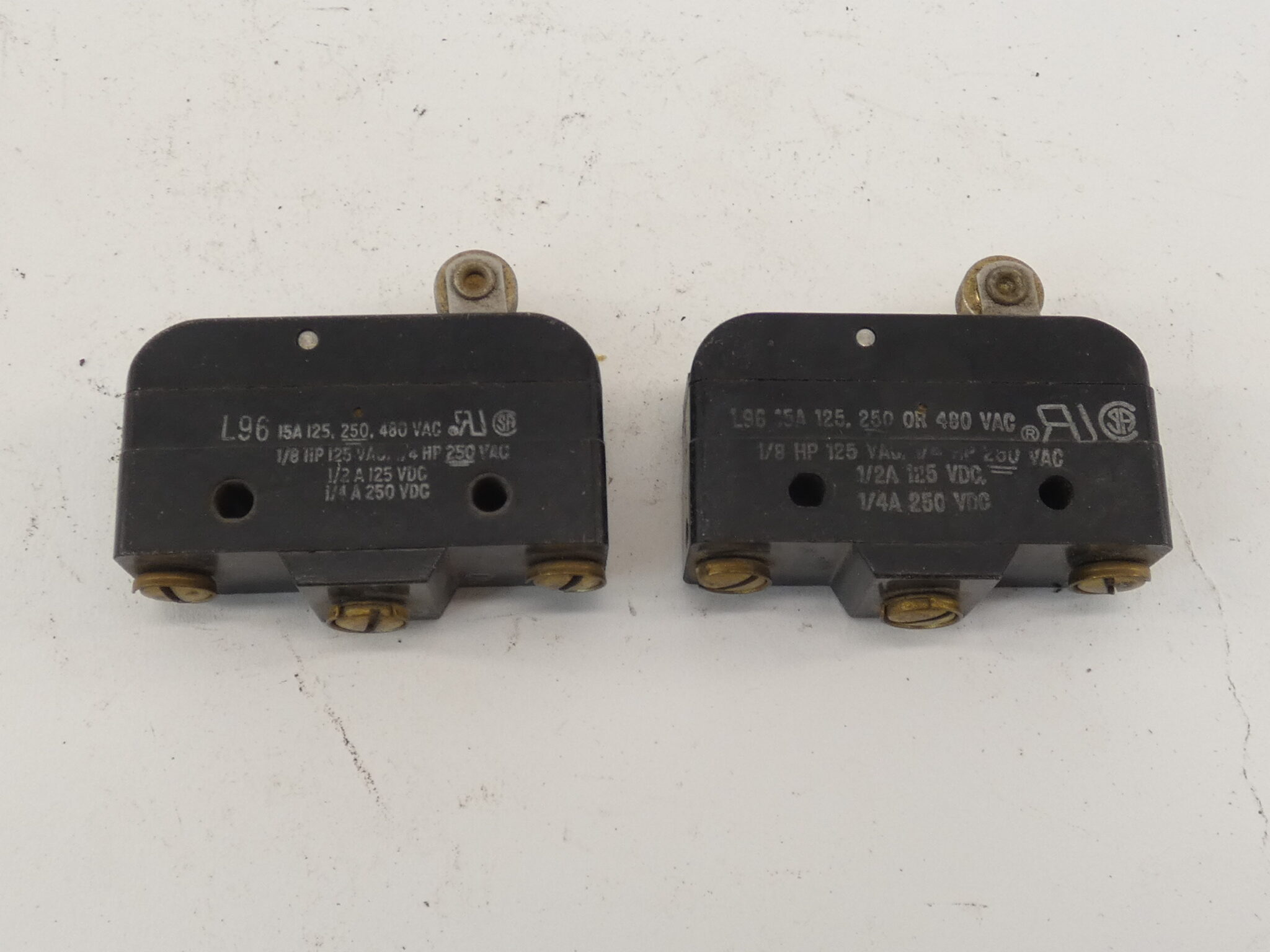 *Lot of 2* Micro Switch Snap Action Switch 15A 125V 250V 480V – GPM Surplus