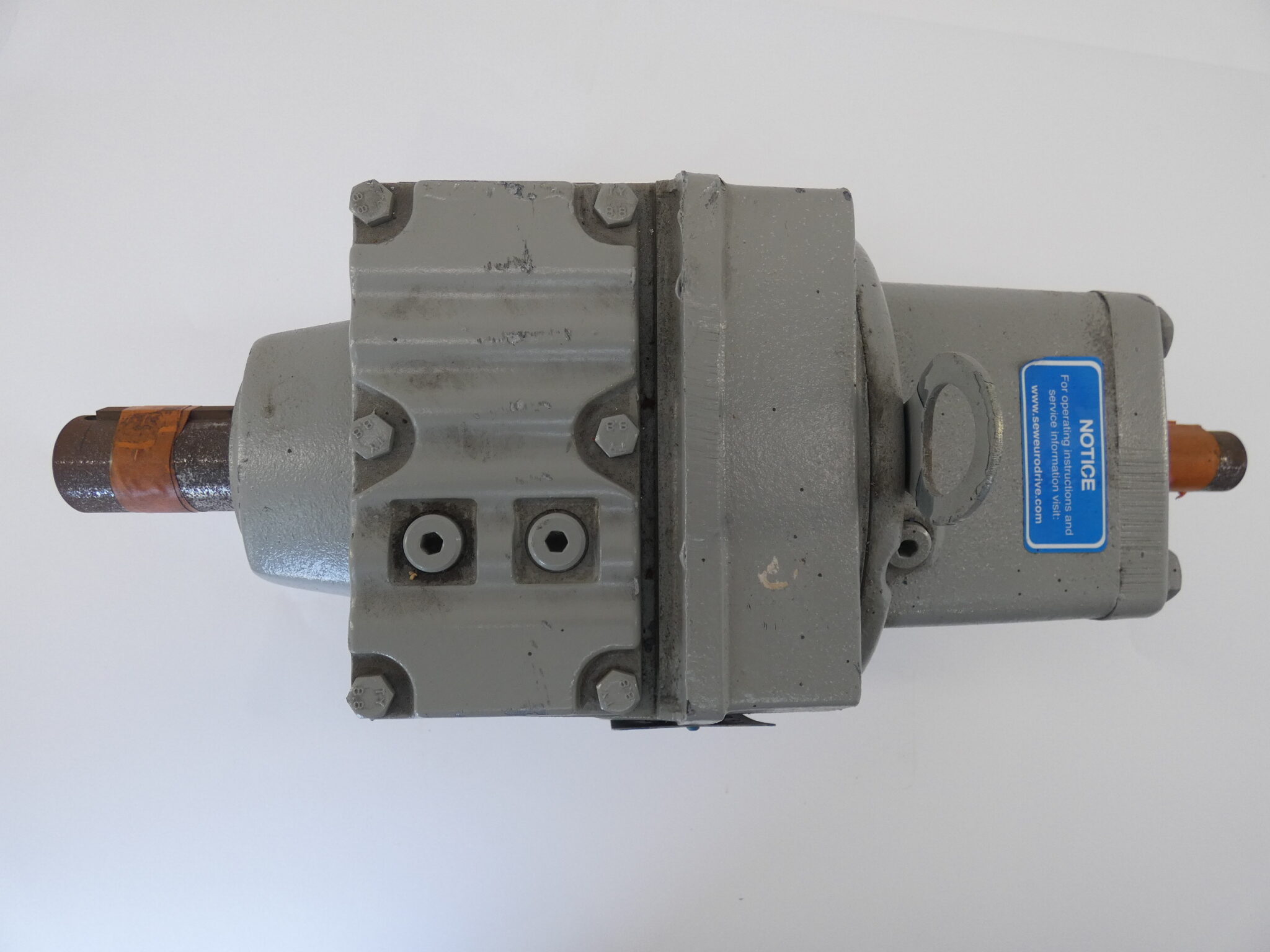 29.88:1 Sew-EuroDrive R47AD3 Gear Reducer 2660 Torque – GPM Surplus