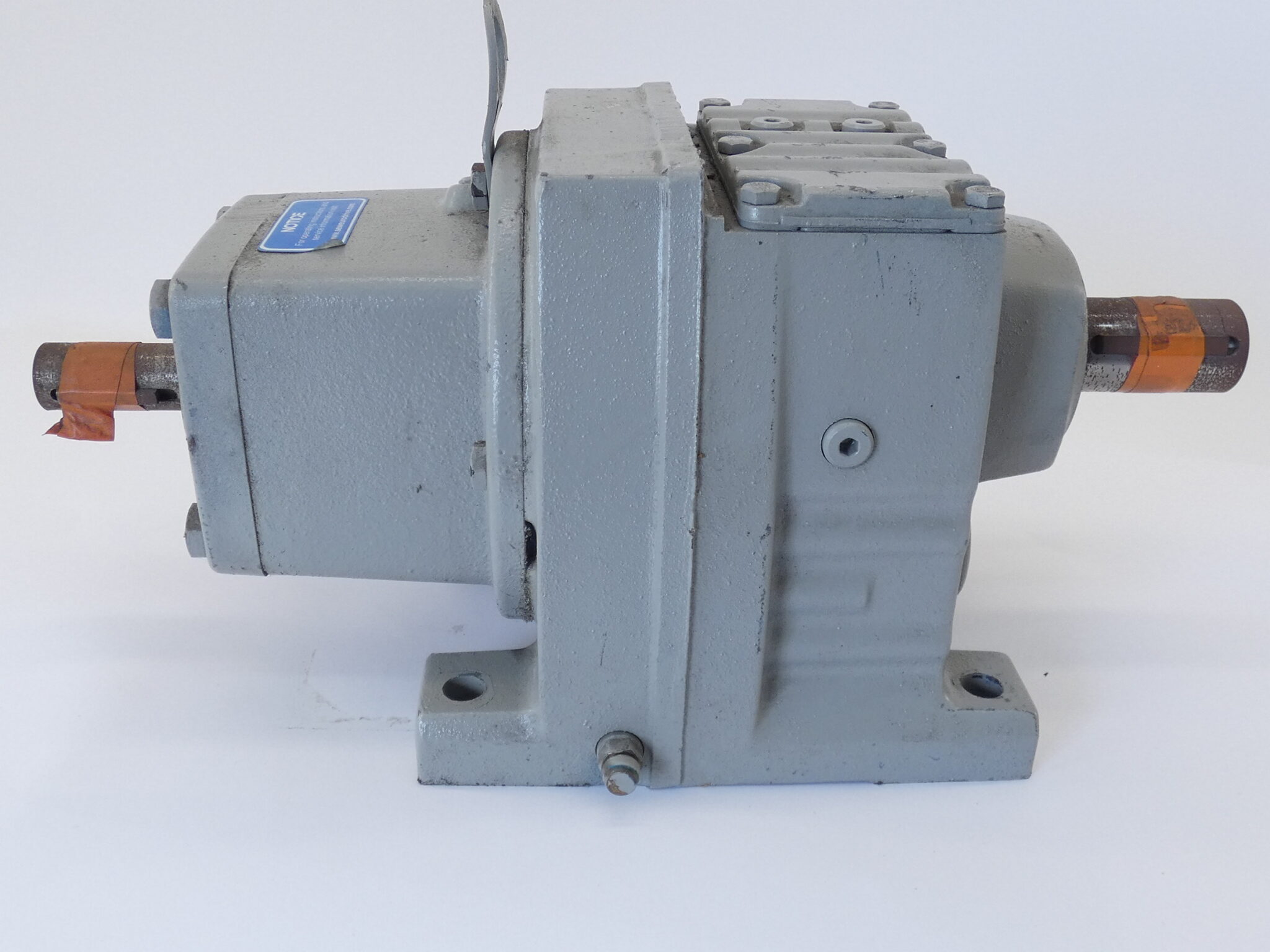 29.88:1 Sew-EuroDrive R47AD3 Gear Reducer 2660 Torque – GPM Surplus