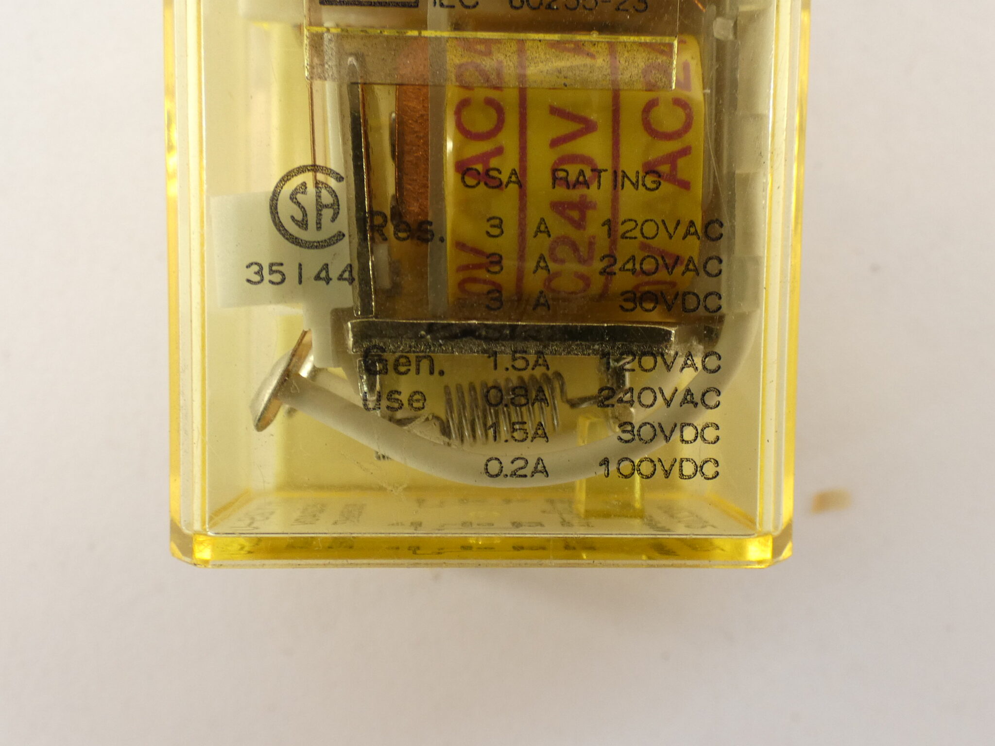 *Lot of 3* IDEC RY2S-U Relay 240VAC 50/60HZ 3A – GPM Surplus