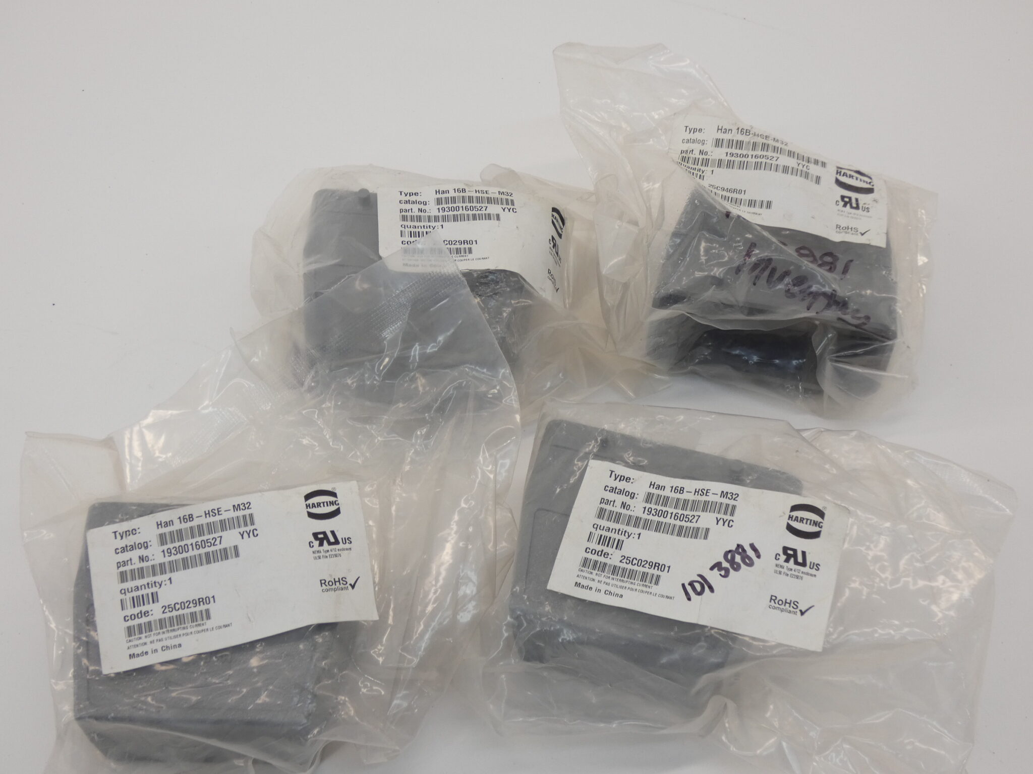 *Lot of 4* Harting 16B-HSE-M32 HAN Connector Hood 19300160527 – GPM Surplus