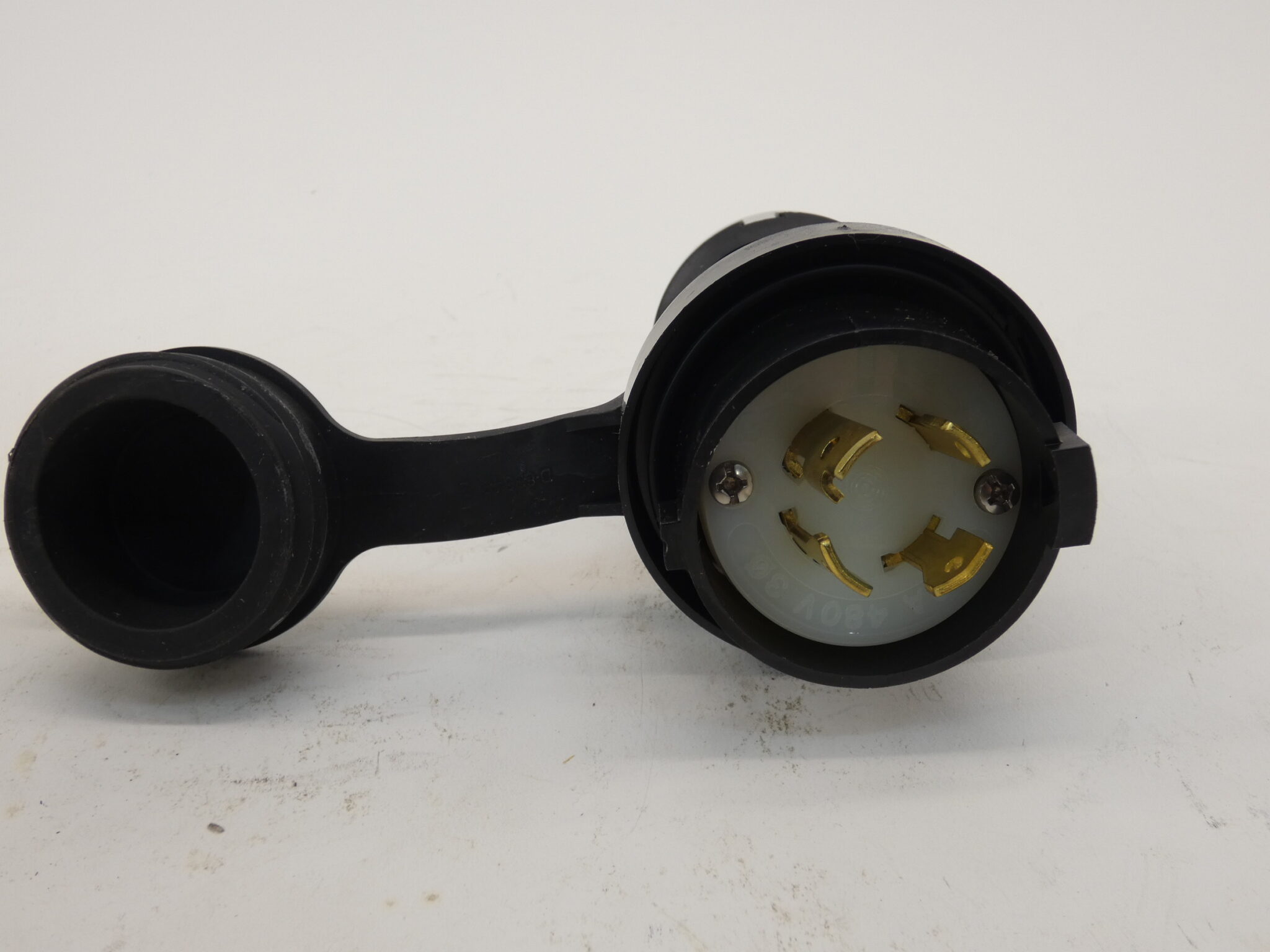 Hubbell HBL2731SW Twist-Lock Watertight Safety Shroud Plug, 480V, 30A ...