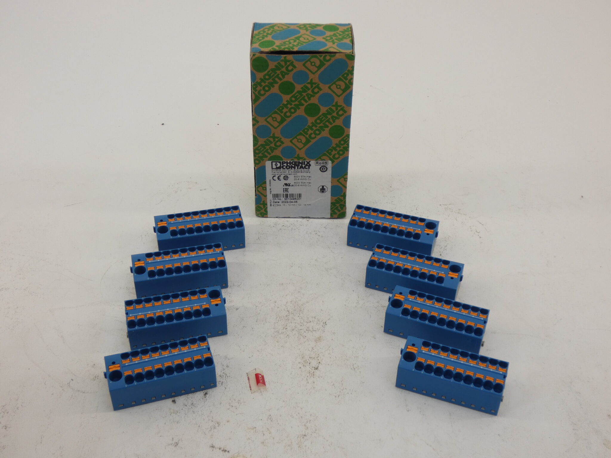 *Lot of 8* Phoenix Contact PTFIX 18×4 Blue Distribution Blocks 600V 57A ...