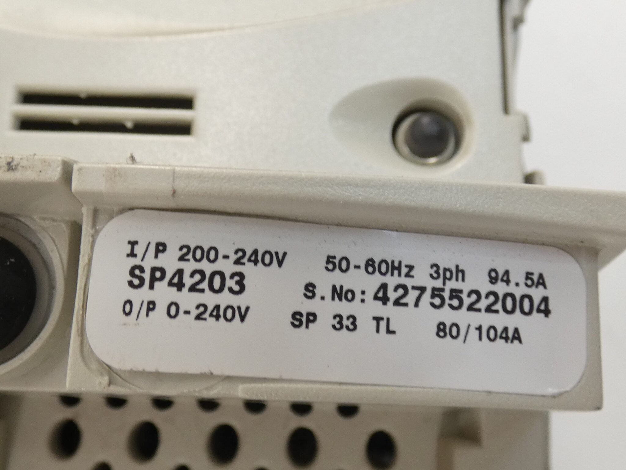 Control Techniques SP4203 Unidrive SP Inverter Drive 200-240V 3PH – GPM Surplus