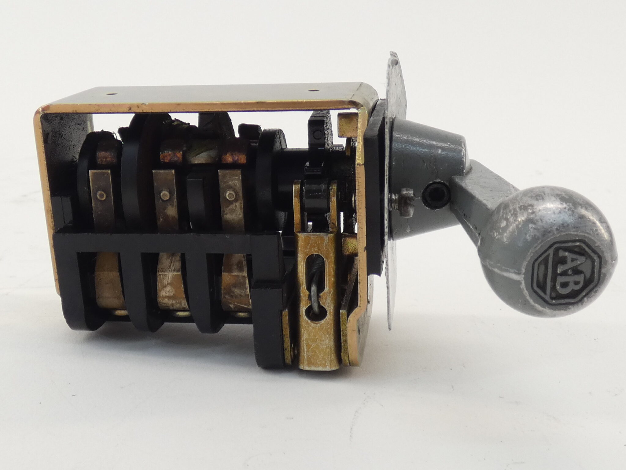 Allen-Bradley Reversing Drum Switch – GPM Surplus